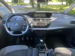 Grey Citroen c4-picasso 2017 in Taurage, with an engine capacity of 1.20 L and mileage of 95 thousand km for 4950 €, photo 12 on AUTOMOTO.COM.LV