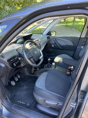 Grey Citroen c4-picasso 2017 in Taurage, with an engine capacity of 1.20 L and mileage of 95 thousand km for 4950 €, photo 13 on AUTOMOTO.COM.LV