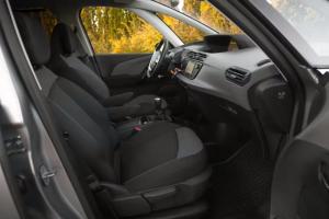 Pelēks Citroen c4-picasso 2017 Jelgava, ar dzinēja tilpumu 1.20 L un nobraukumu 146 tūkst. km par 8999 €, foto 13 vietnē AUTOMOTO.COM.LV