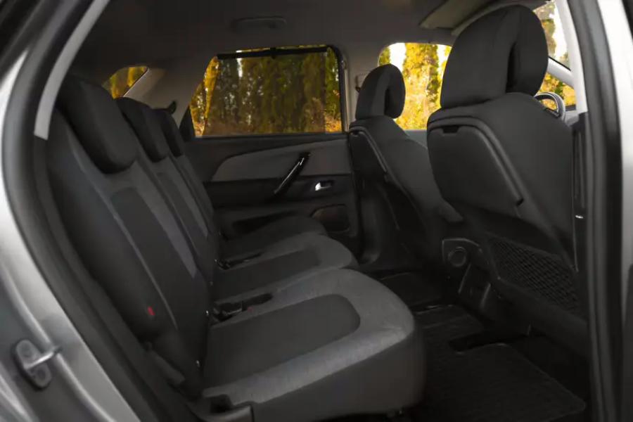 Pelēks Citroen c4-picasso 2017 Jelgava, ar dzinēja tilpumu 1.20 L un nobraukumu 146 tūkst. km par 8999 €, foto 15 vietnē AUTOMOTO.COM.LV
