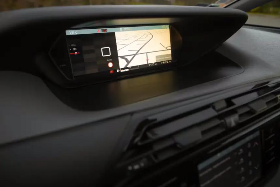 Pelēks Citroen c4-picasso 2017 Jelgava, ar dzinēja tilpumu 1.20 L un nobraukumu 146 tūkst. km par 8999 €, foto 19 vietnē AUTOMOTO.COM.LV