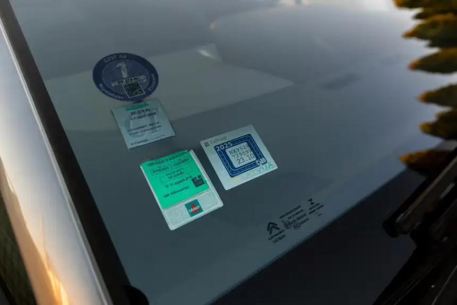 Pelēks Citroen c4-picasso 2017 Jelgava, ar dzinēja tilpumu 1.20 L un nobraukumu 146 tūkst. km par 8999 €, foto 22 vietnē AUTOMOTO.COM.LV
