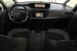 Grey Citroen c4-picasso 2017 in Jelgava, with an engine capacity of 1.60 L and mileage of 132 thousand km for 8300 €, photo 10 on AUTOMOTO.COM.LV