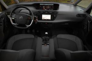 Pelēks Citroen c4-picasso 2017 Rīga, ar dzinēja tilpumu 1.20 L un nobraukumu 146 tūkst. km par 8999 €, foto 16 vietnē AUTOMOTO.COM.LV