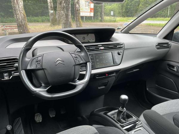 Grey Citroen c4-picasso 2017 in Taurage, with an engine capacity of 1.20 L and mileage of 95 thousand km for 4650 €, photo 9 on AUTOMOTO.COM.LV