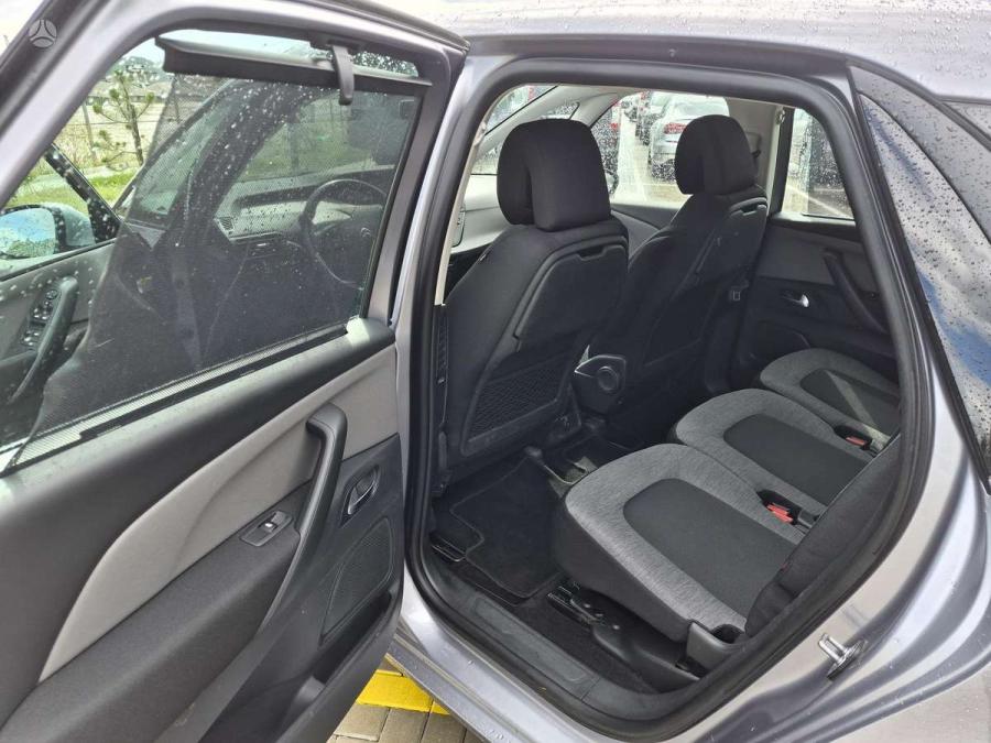 Pelēks Citroen c4-picasso 2017 Tauragė, ar dzinēja tilpumu 1.20 L un nobraukumu 140 tūkst. km par 4800 €, foto 16 vietnē AUTOMOTO.COM.LV