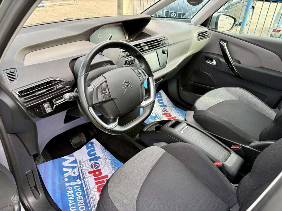 Pelēks Citroen c4-picasso 2017 Panevēža, ar dzinēja tilpumu 1.56 L un nobraukumu 245 tūkst. km par 6500 €, foto 10 vietnē AUTOMOTO.COM.LV