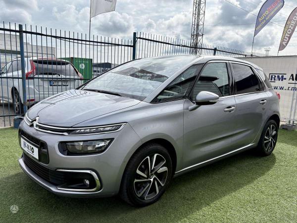 Pelēks Citroen c4-picasso 2017 Panevēža, ar dzinēja tilpumu 1.56 L un nobraukumu 245 tūkst. km par 6500 €, foto 1 vietnē AUTOMOTO.COM.LV
