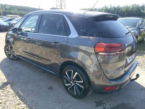 Grey Citroen c4-picasso 2017 in Vilnius, with an engine capacity of 1.20 L and mileage of 132 thousand km for 5900 €, photo 6 on AUTOMOTO.COM.LV