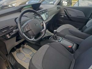Grey Citroen c4-picasso 2017 in Vilnius, with an engine capacity of 1.20 L and mileage of 132 thousand km for 5900 €, photo 9 on AUTOMOTO.COM.LV
