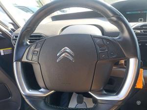 Grey Citroen c4-picasso 2017 in Vilnius, with an engine capacity of 1.20 L and mileage of 132 thousand km for 5900 €, photo 18 on AUTOMOTO.COM.LV