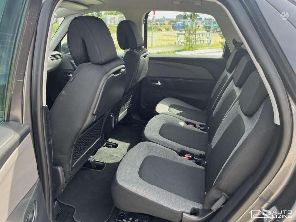 Pelēks Citroen c4-picasso 2017 Tauragė, ar dzinēja tilpumu 1.20 L un nobraukumu 220 tūkst. km par 4650 €, foto 10 vietnē AUTOMOTO.COM.LV