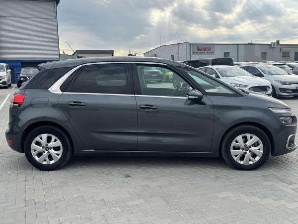 Pelēks Citroen c4-picasso 2017 Tauragė, ar dzinēja tilpumu 1.56 L un nobraukumu 212 tūkst. km par 6300 €, foto 4 vietnē AUTOMOTO.COM.LV