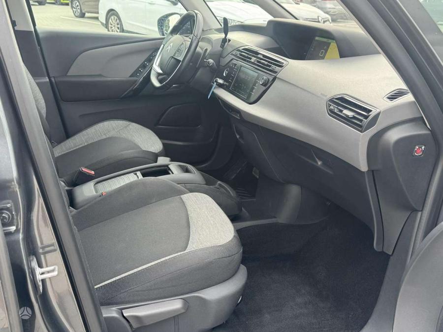 Pelēks Citroen c4-picasso 2017 Tauragė, ar dzinēja tilpumu 1.56 L un nobraukumu 212 tūkst. km par 6300 €, foto 10 vietnē AUTOMOTO.COM.LV