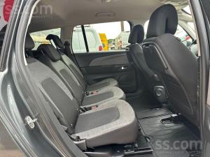Grey Citroen c4-picasso 2017 in Riga, with an engine capacity of 1.60 L and mileage of 188 thousand km for 5700 €, photo 13 on AUTOMOTO.COM.LV
