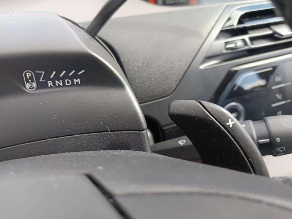 Grey Citroen c4-picasso 2017 in Marijampole, with an engine capacity of 1.20 L and mileage of 131 thousand km for 4999 €, photo 6 on AUTOMOTO.COM.LV
