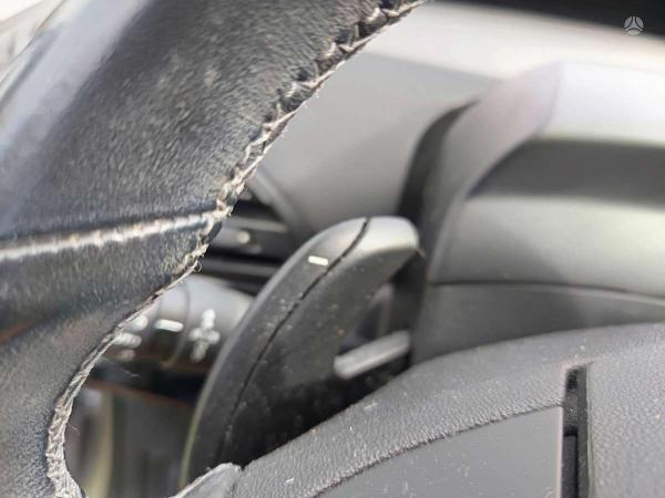 Grey Citroen c4-picasso 2017 in Marijampole, with an engine capacity of 1.20 L and mileage of 131 thousand km for 4999 €, photo 7 on AUTOMOTO.COM.LV