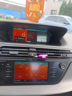 Grey Citroen c4-picasso 2017 in Marijampole, with an engine capacity of 1.20 L and mileage of 131 thousand km for 4999 €, photo 12 on AUTOMOTO.COM.LV