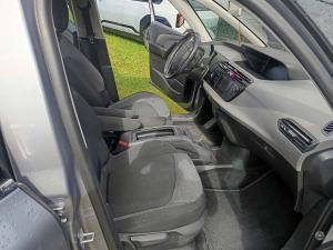 Grey Citroen c4-picasso 2017 in Marijampole, with an engine capacity of 1.20 L and mileage of 131 thousand km for 4999 €, photo 16 on AUTOMOTO.COM.LV
