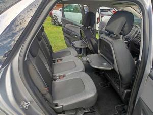 Grey Citroen c4-picasso 2017 in Marijampole, with an engine capacity of 1.20 L and mileage of 131 thousand km for 4999 €, photo 25 on AUTOMOTO.COM.LV