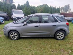 Grey Citroen c4-picasso 2017 in Marijampole, with an engine capacity of 1.20 L and mileage of 131 thousand km for 4999 €, photo 29 on AUTOMOTO.COM.LV