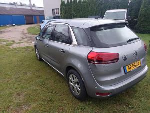 Grey Citroen c4-picasso 2017 in Marijampole, with an engine capacity of 1.20 L and mileage of 131 thousand km for 4999 €, photo 30 on AUTOMOTO.COM.LV
