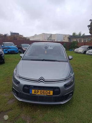 Grey Citroen c4-picasso 2017 in Marijampole, with an engine capacity of 1.20 L and mileage of 131 thousand km for 4999 €, photo 34 on AUTOMOTO.COM.LV