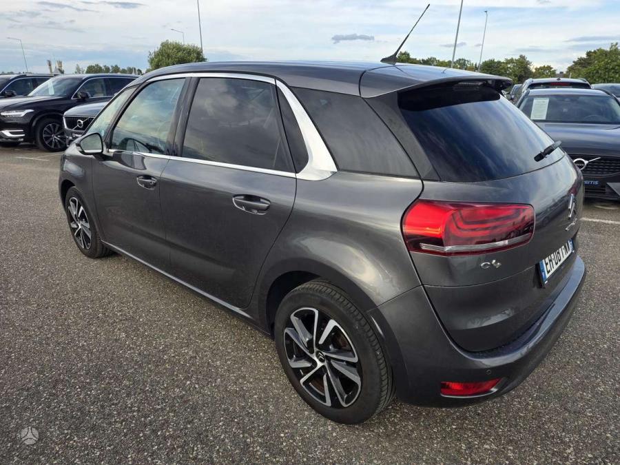 Grey Citroen c4-picasso 2017 in Vilnius, with an engine capacity of 1.56 L and mileage of 226 thousand km for 5900 €, photo 4 on AUTOMOTO.COM.LV