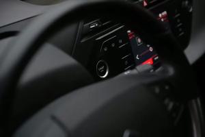 Grey Citroen c4-picasso 2018 in Jelgava, with an engine capacity of 1.20 L and mileage of 182 thousand km for 7950 €, photo 16 on AUTOMOTO.COM.LV