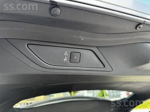 Серый Ситроен С4 Пикассо 2018 в Рига, объемом двигателя 1.20 л и пробегом 130 тыс. км за 9500 €, фото 15 на AUTOMOTO.COM.LV