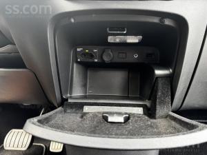 Серый Ситроен С4 Пикассо 2018 в Рига, объемом двигателя 1.20 л и пробегом 130 тыс. км за 9500 €, фото 17 на AUTOMOTO.COM.LV