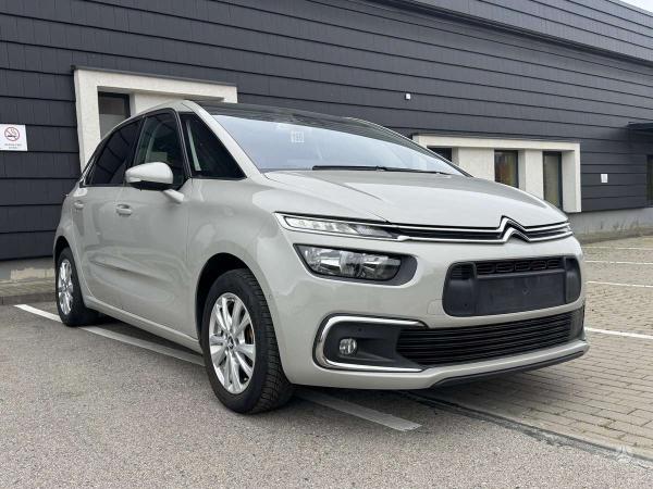 Grey Citroen c4-picasso 2018 in Kaunas, with an engine capacity of 1.56 L and mileage of 238 thousand km for 7500 €, photo 1 on AUTOMOTO.COM.LV