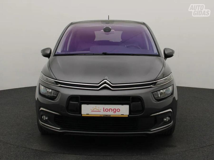 Grey Citroen c4-picasso 2019 in Vilnius, with an engine capacity of 1.60 L and mileage of 232 thousand km for 8699 €, photo 4 on AUTOMOTO.COM.LV