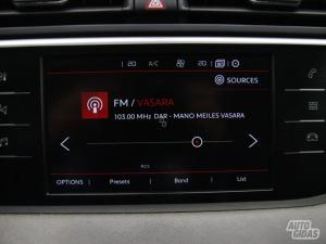 Grey Citroen c4-picasso 2019 in Vilnius, with an engine capacity of 1.60 L and mileage of 232 thousand km for 8699 €, photo 23 on AUTOMOTO.COM.LV