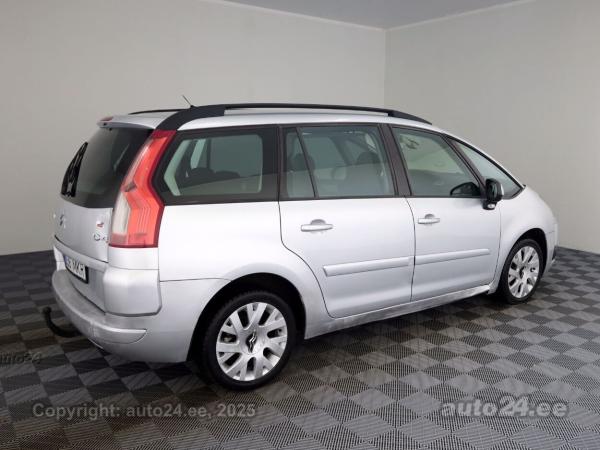 Pelēks Citroen c4-picasso 2007 Tallina, ar dzinēja tilpumu 2.00 L un nobraukumu 407 tūkst. km par 799 €, foto 3 vietnē AUTOMOTO.COM.LV