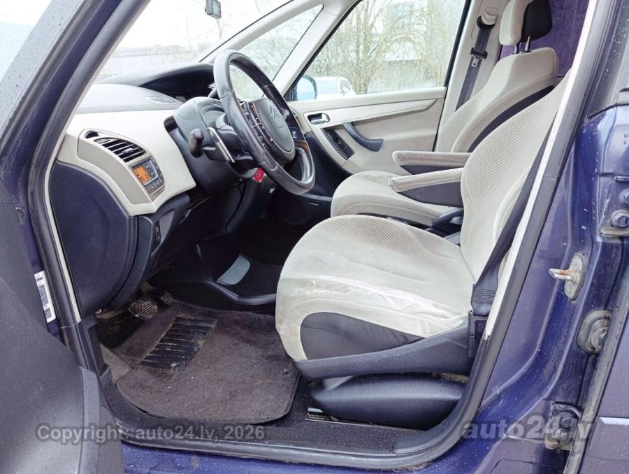 Pelēks Citroen c4-picasso 2007 Tallina, ar dzinēja tilpumu 1.60 L un nobraukumu 363 tūkst. km par 1499 €, foto 9 vietnē AUTOMOTO.COM.LV
