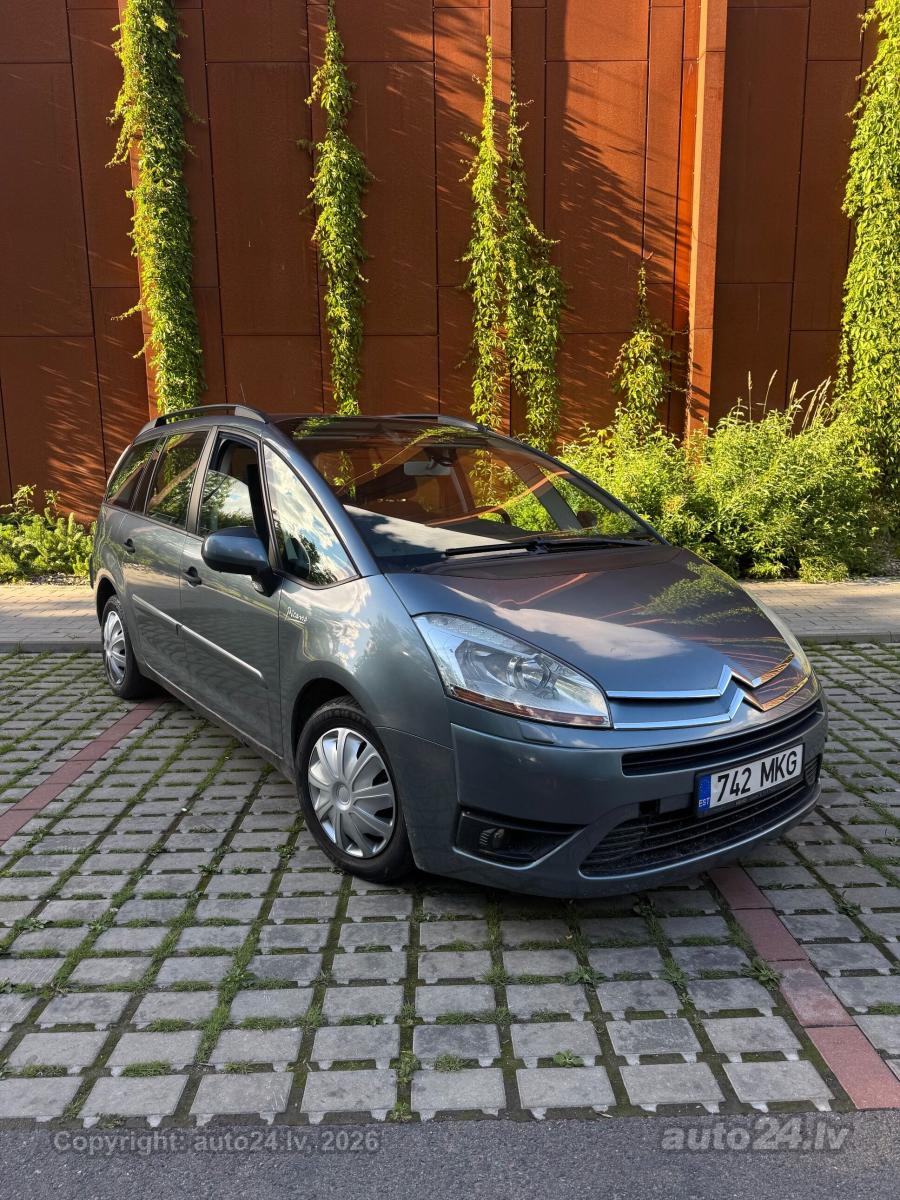 Pelēks Citroen c4-picasso 2007 Tallina, ar dzinēja tilpumu 1.60 L un nobraukumu 270 tūkst. km par 1398 €, foto 1 vietnē AUTOMOTO.COM.LV