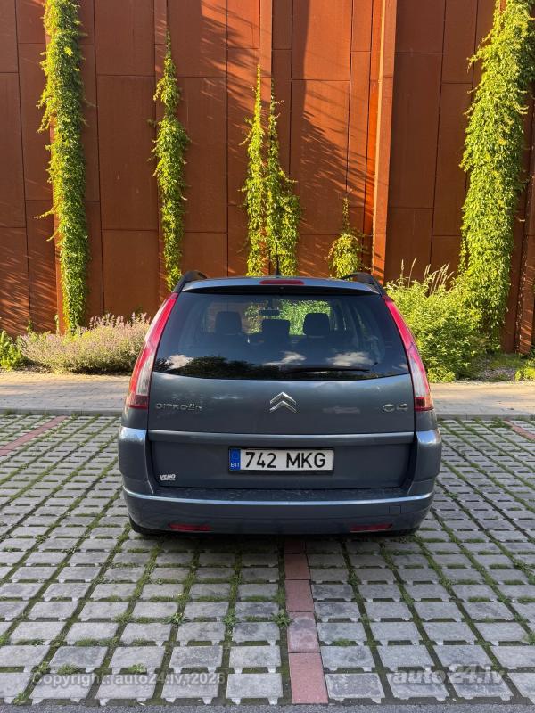 Grey Citroen c4-picasso 2007 in Tallinn, with an engine capacity of 1.60 L and mileage of 270 thousand km for 1398 €, photo 5 on AUTOMOTO.COM.LV