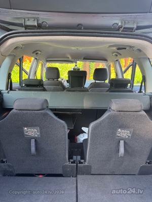 Pelēks Citroen c4-picasso 2007 Tallina, ar dzinēja tilpumu 1.60 L un nobraukumu 270 tūkst. km par 1398 €, foto 11 vietnē AUTOMOTO.COM.LV