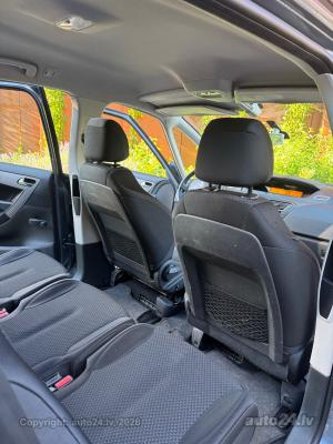 Pelēks Citroen c4-picasso 2007 Tallina, ar dzinēja tilpumu 1.60 L un nobraukumu 270 tūkst. km par 1398 €, foto 12 vietnē AUTOMOTO.COM.LV