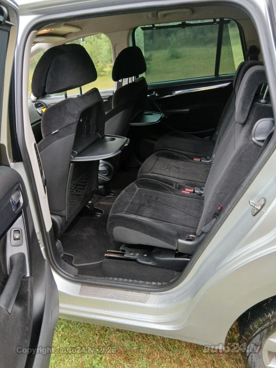 Pelēks Citroen c4-picasso 2007 Tallina, ar dzinēja tilpumu 2.00 L un nobraukumu 340 tūkst. km par 2500 €, foto 13 vietnē AUTOMOTO.COM.LV