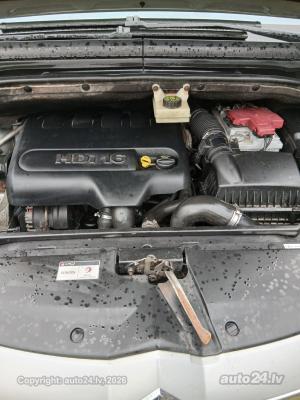 Pelēks Citroen c4-picasso 2007 Tallina, ar dzinēja tilpumu 2.00 L un nobraukumu 340 tūkst. km par 2500 €, foto 16 vietnē AUTOMOTO.COM.LV