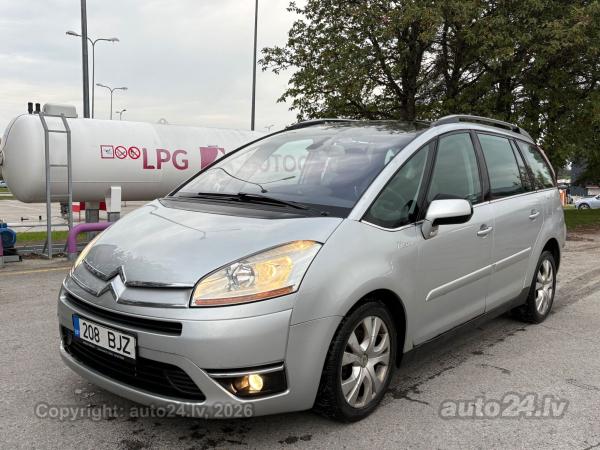 Pelēks Citroen c4-picasso 2010 Rapla, ar dzinēja tilpumu 2.00 L un nobraukumu 258 tūkst. km par 1500 €, foto 1 vietnē AUTOMOTO.COM.LV