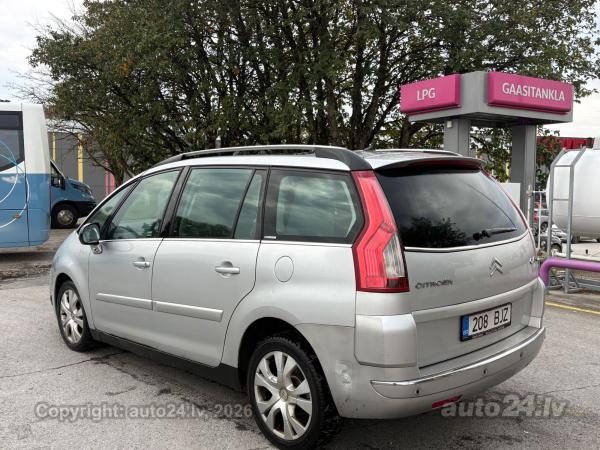 Pelēks Citroen c4-picasso 2010 Rapla, ar dzinēja tilpumu 2.00 L un nobraukumu 258 tūkst. km par 1500 €, foto 4 vietnē AUTOMOTO.COM.LV