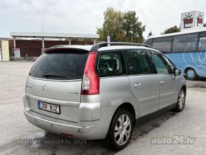 Pelēks Citroen c4-picasso 2010 Rapla, ar dzinēja tilpumu 2.00 L un nobraukumu 258 tūkst. km par 1500 €, foto 7 vietnē AUTOMOTO.COM.LV