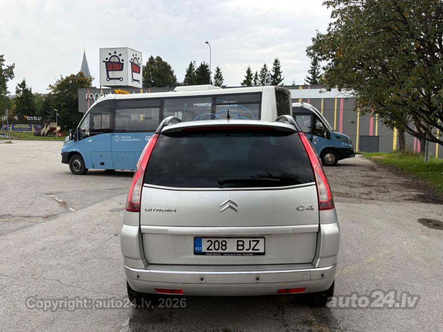 Pelēks Citroen c4-picasso 2010 Rapla, ar dzinēja tilpumu 2.00 L un nobraukumu 258 tūkst. km par 1500 €, foto 9 vietnē AUTOMOTO.COM.LV