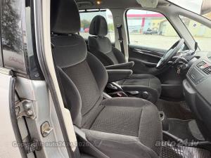 Pelēks Citroen c4-picasso 2010 Rapla, ar dzinēja tilpumu 2.00 L un nobraukumu 258 tūkst. km par 1500 €, foto 13 vietnē AUTOMOTO.COM.LV