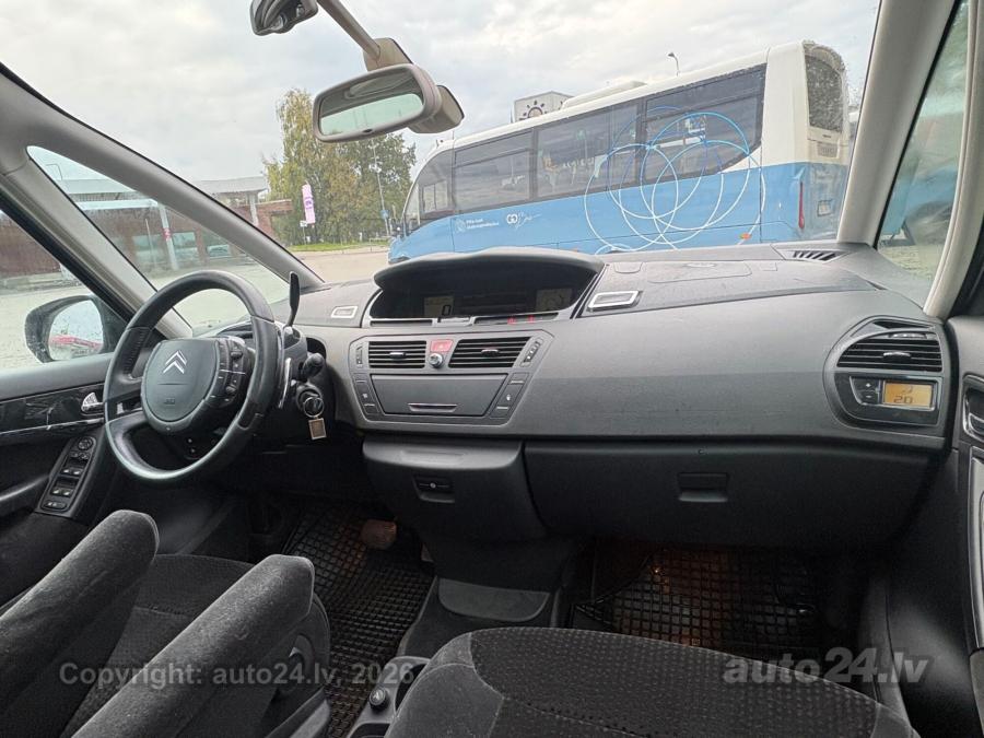 Pelēks Citroen c4-picasso 2010 Rapla, ar dzinēja tilpumu 2.00 L un nobraukumu 258 tūkst. km par 1500 €, foto 15 vietnē AUTOMOTO.COM.LV