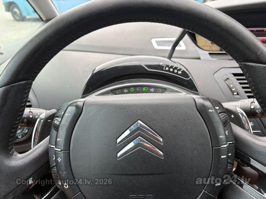 Pelēks Citroen c4-picasso 2010 Rapla, ar dzinēja tilpumu 2.00 L un nobraukumu 258 tūkst. km par 1500 €, foto 19 vietnē AUTOMOTO.COM.LV