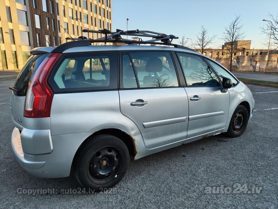 Pelēks Citroen c4-picasso 2012 Tallina, ar dzinēja tilpumu 1.60 L un nobraukumu 156 tūkst. km par 3999 €, foto 4 vietnē AUTOMOTO.COM.LV